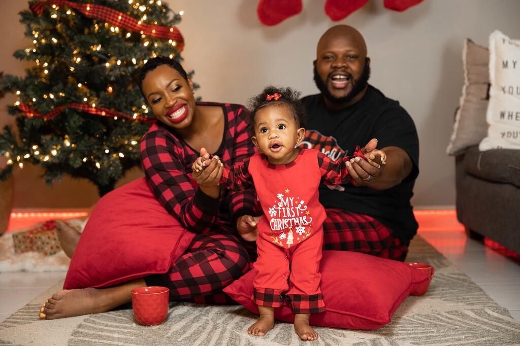 Christmas Family Pictures - Create a Family - Nameberry