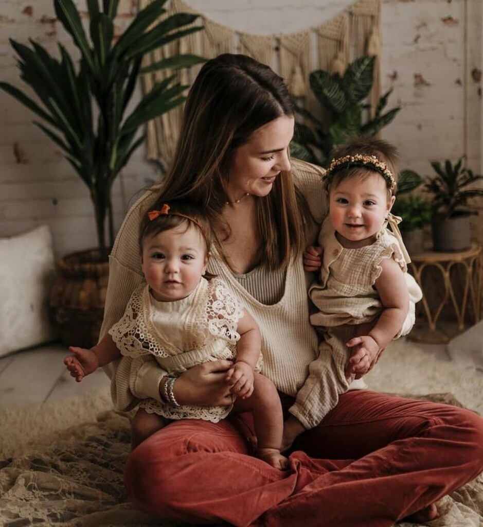 Family Photos CAF x Randomly Generated Names 17 - Twins Edition ...