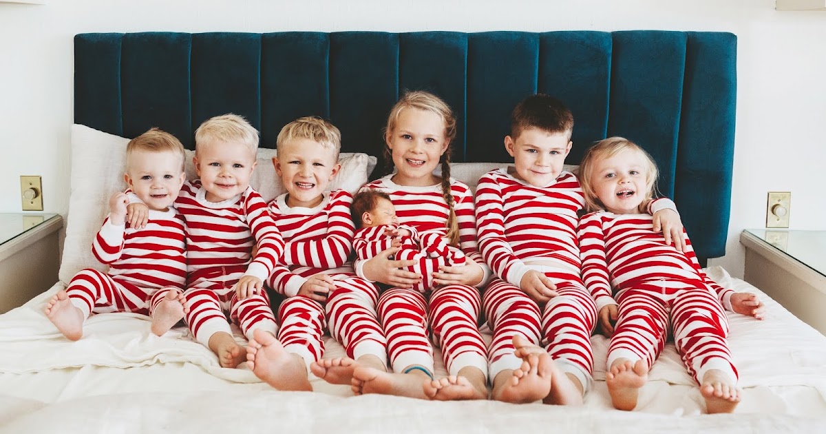 Siblings Holiday Photos CAF #1 (Nov 24) - Create a Family - Nameberry