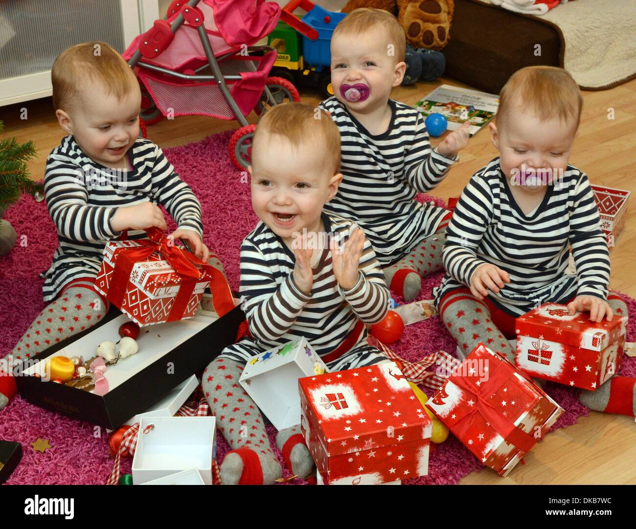 Name 5 sets of quads, with pics - Baby Name Games - Nameberry