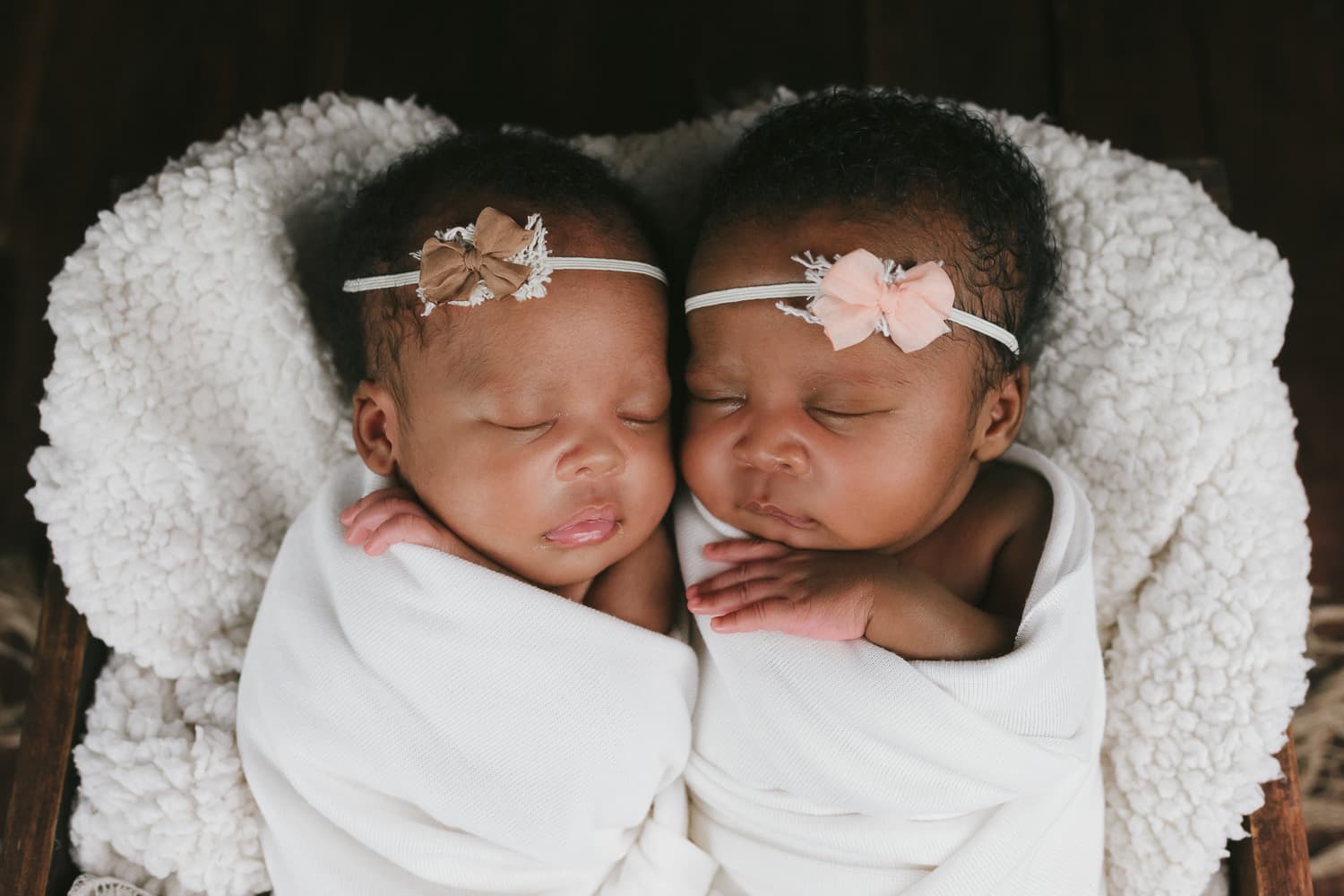 Name the twins w/pics - Create a Family - Nameberry